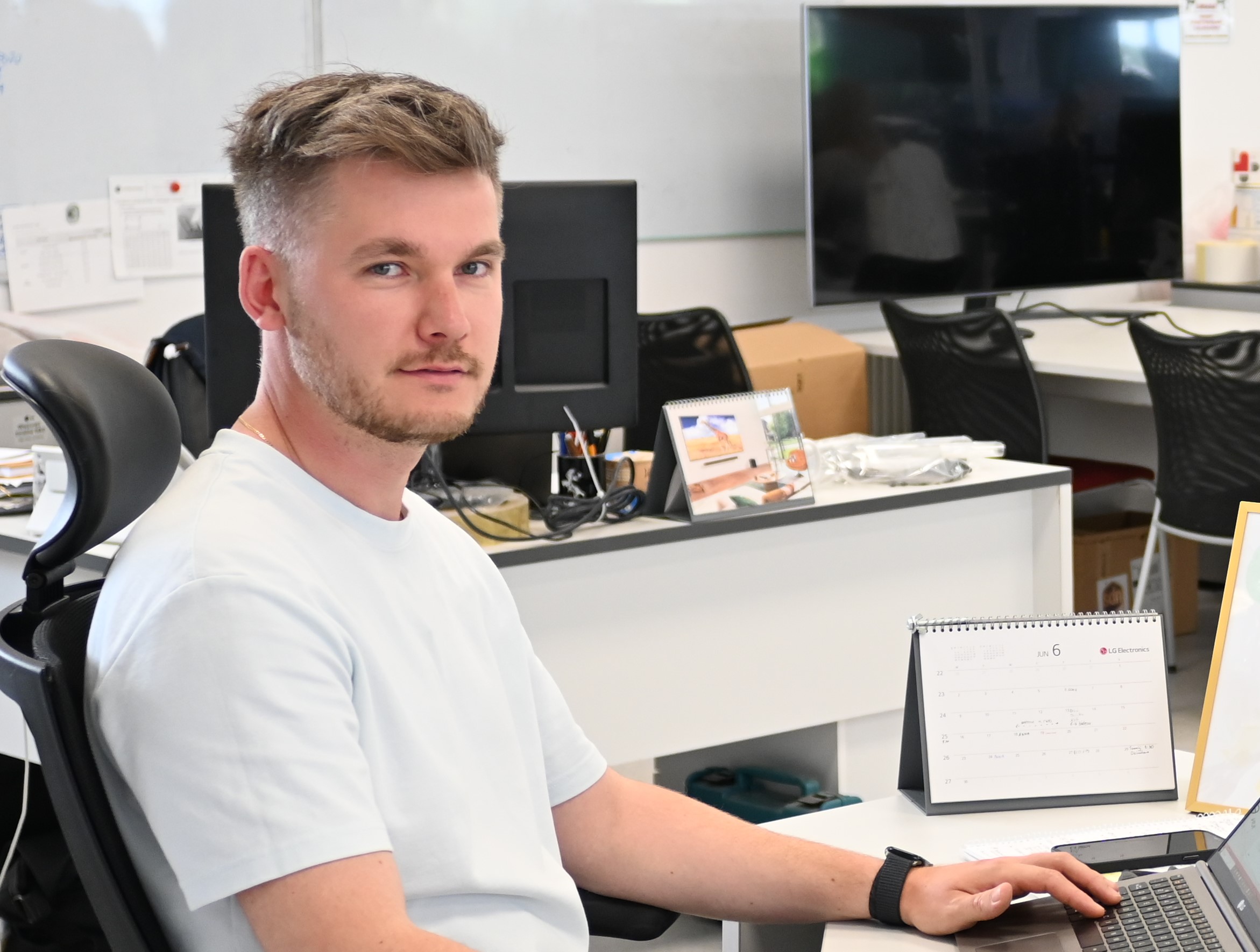 LG Testimonial - Piotr W. | LG Global Careers